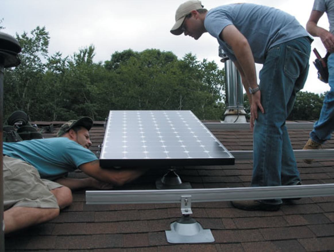 Mounting Solar Panels on a Shingle Roof | Greentech Renewables