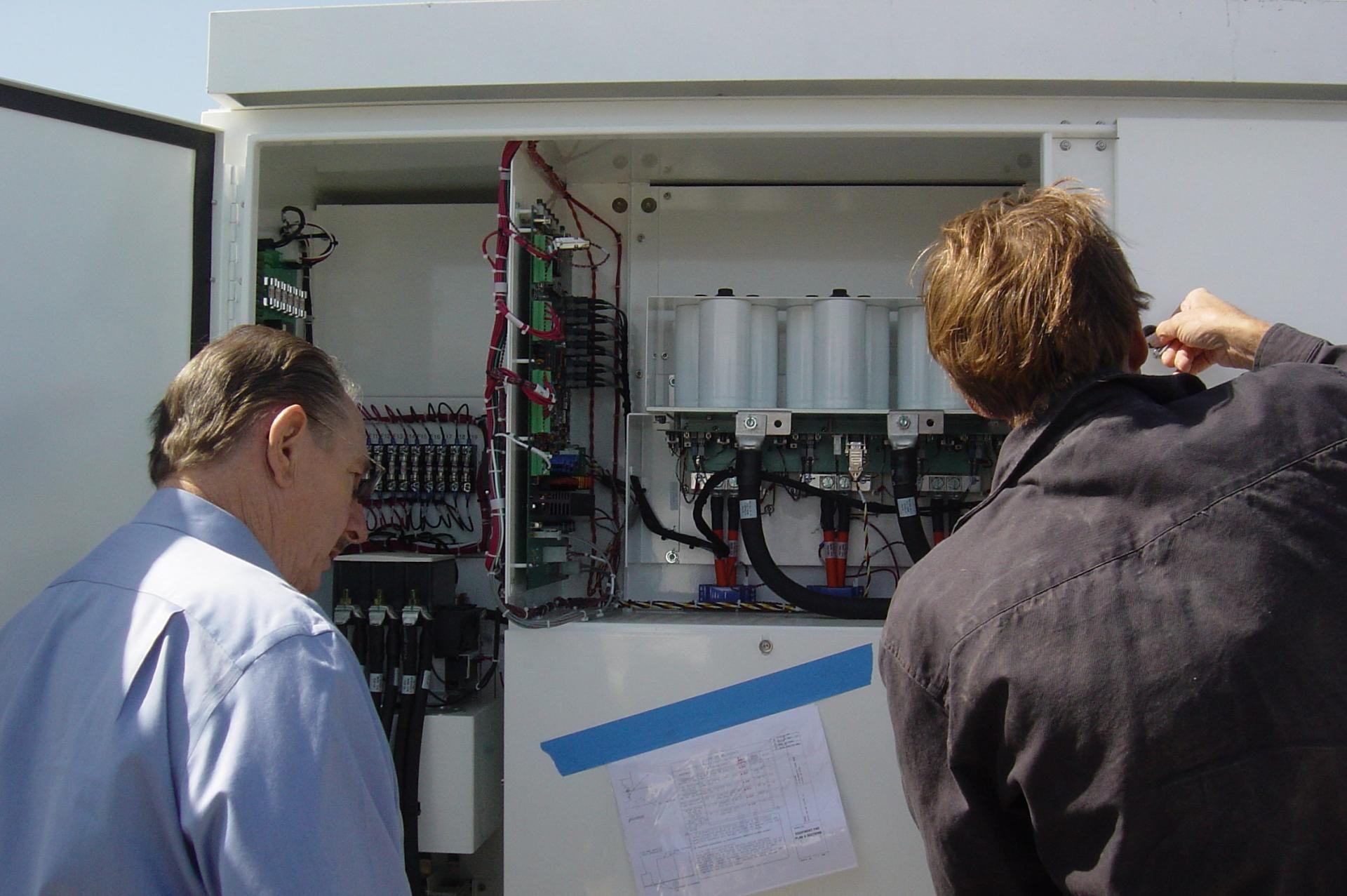 How Does Heat Affect Solar Inverters? | Greentech Renewables