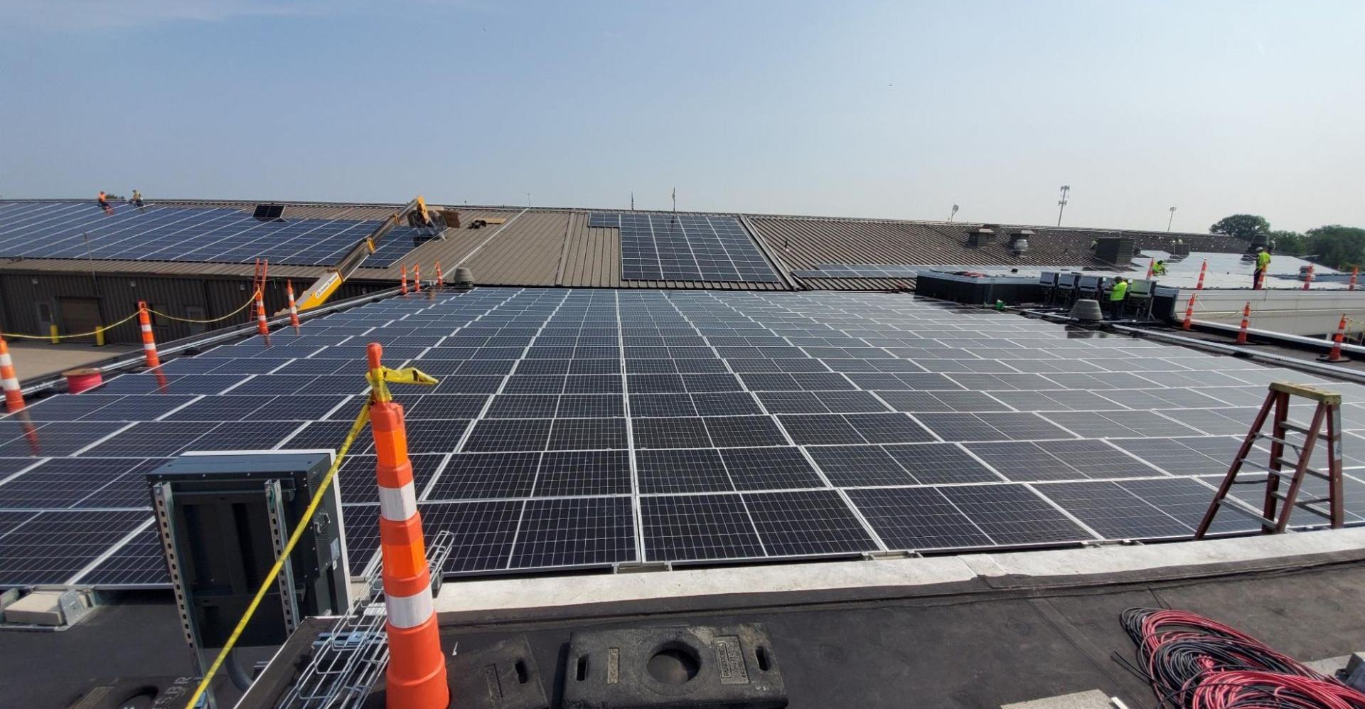 1.83 MW Quad City Airport Installation in Moline, IL | Greentech Renewables