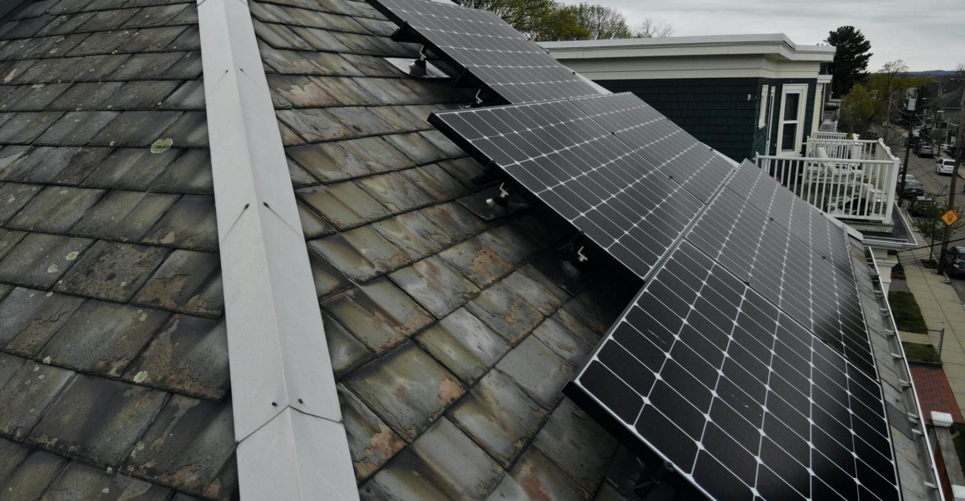 11.10 kW Rosindale, MA Residential PV System | Greentech Renewables