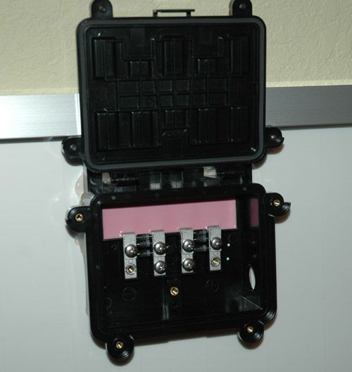 How to Wire a Solar Junction Box | Greentech Renewables