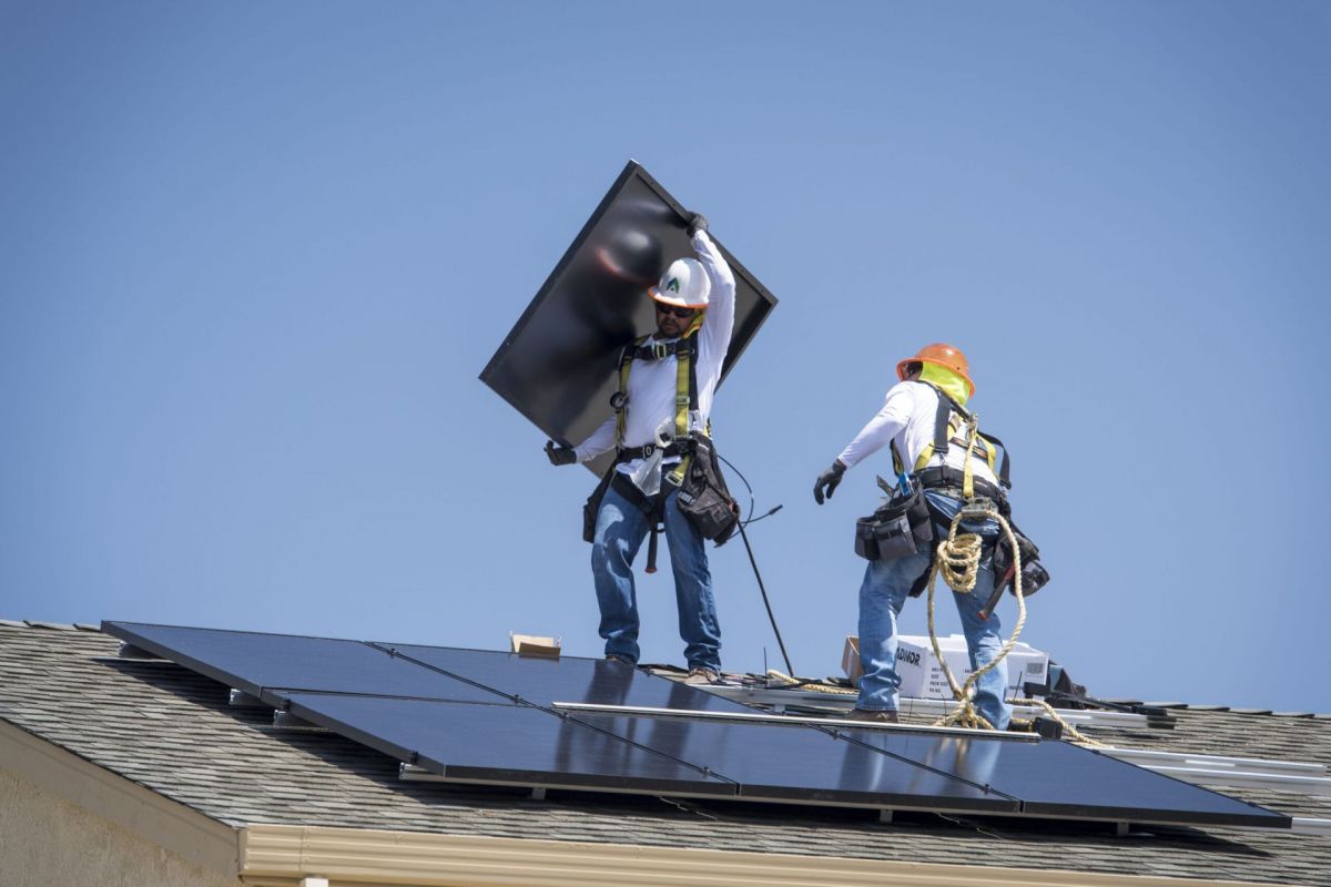 The Latest on CA Solar Contractor Licensing Requirements | Greentech ...