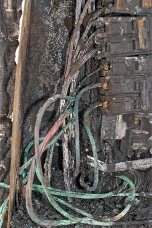 What is the Panelboard Sizing 120% Rule? | Greentech Renewables